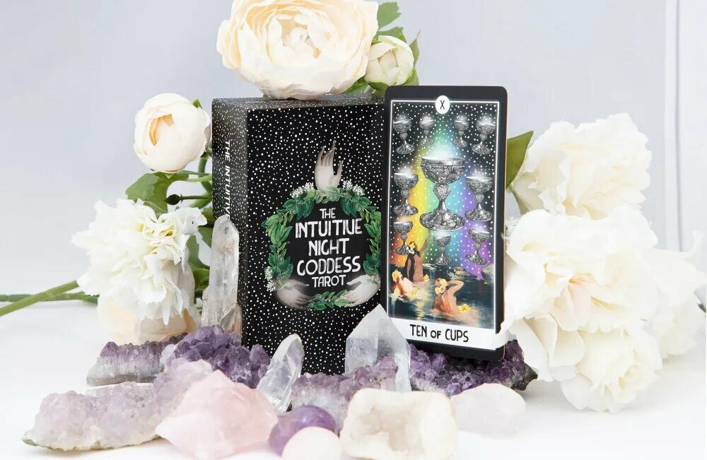 Интуитивное Таро Богини Ночи (коллекционное издание) / The Intuitive Night Goddess Tarot (Artist's Edition)