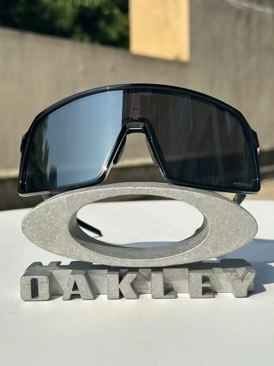 Горнолыжные/сноубордические очки Oakley SUTRO 9406 с металлической оправой