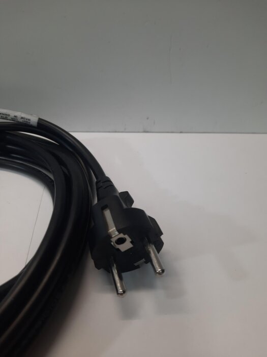 Кабель питания стандартный угловой 5м