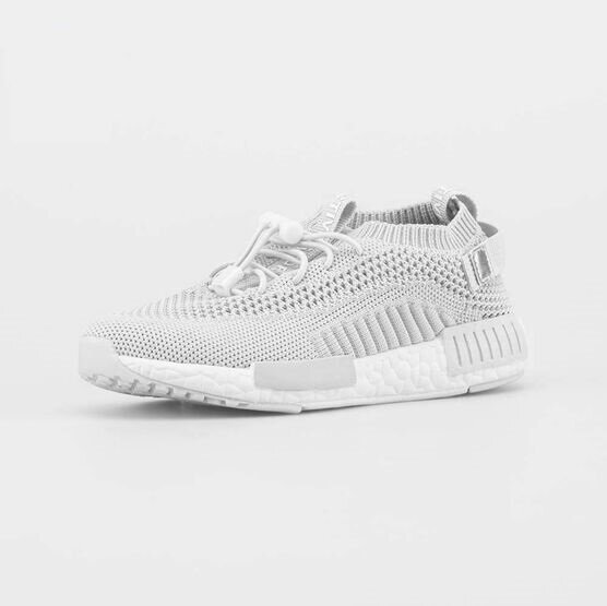 Кроссовки неприменимо