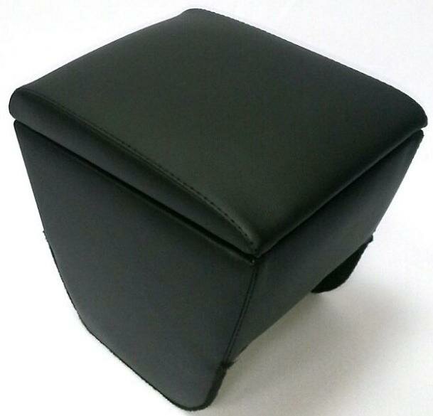 Подлокотник Ford FOCUS II с перфорированной вставкой