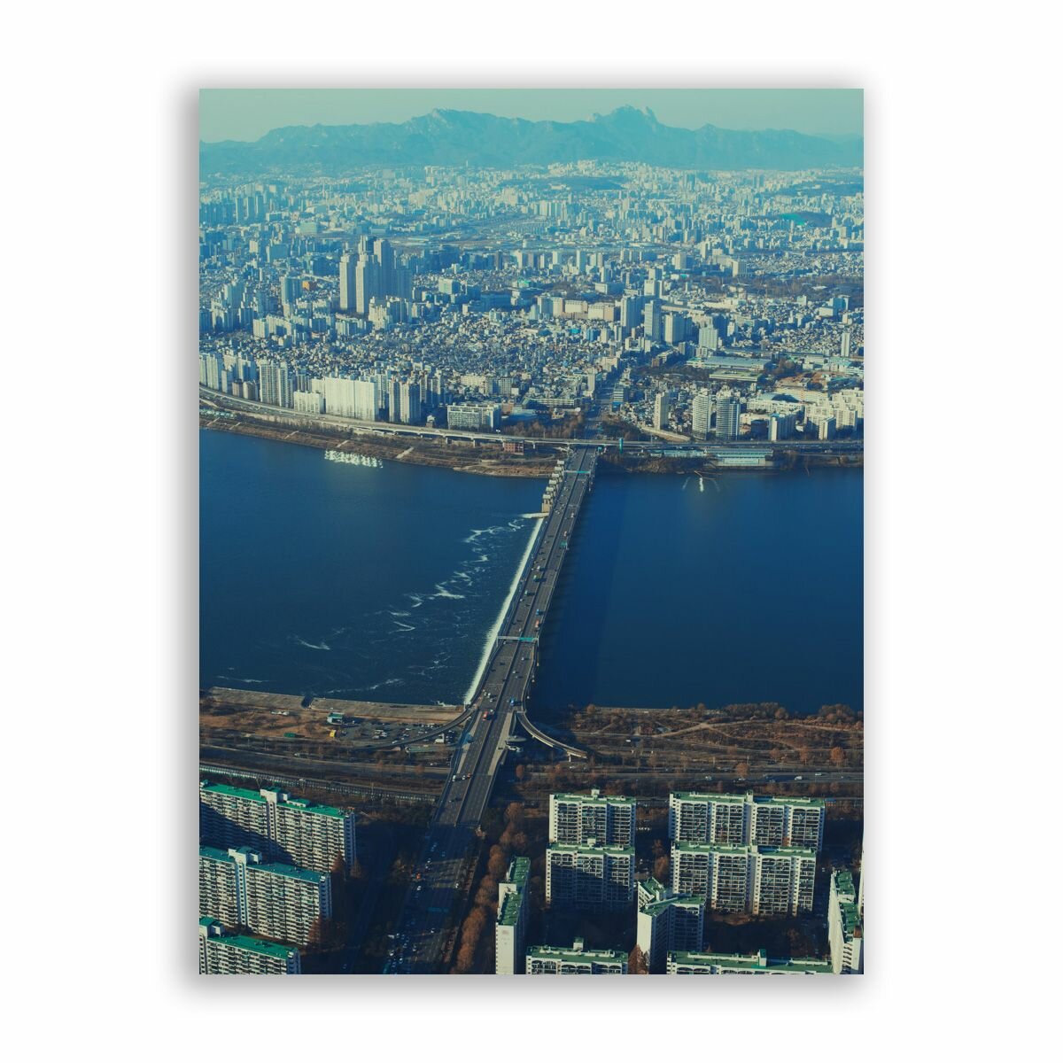 Постер, плакат на бумаге / Южная Корея / Размер 40 x 53 см