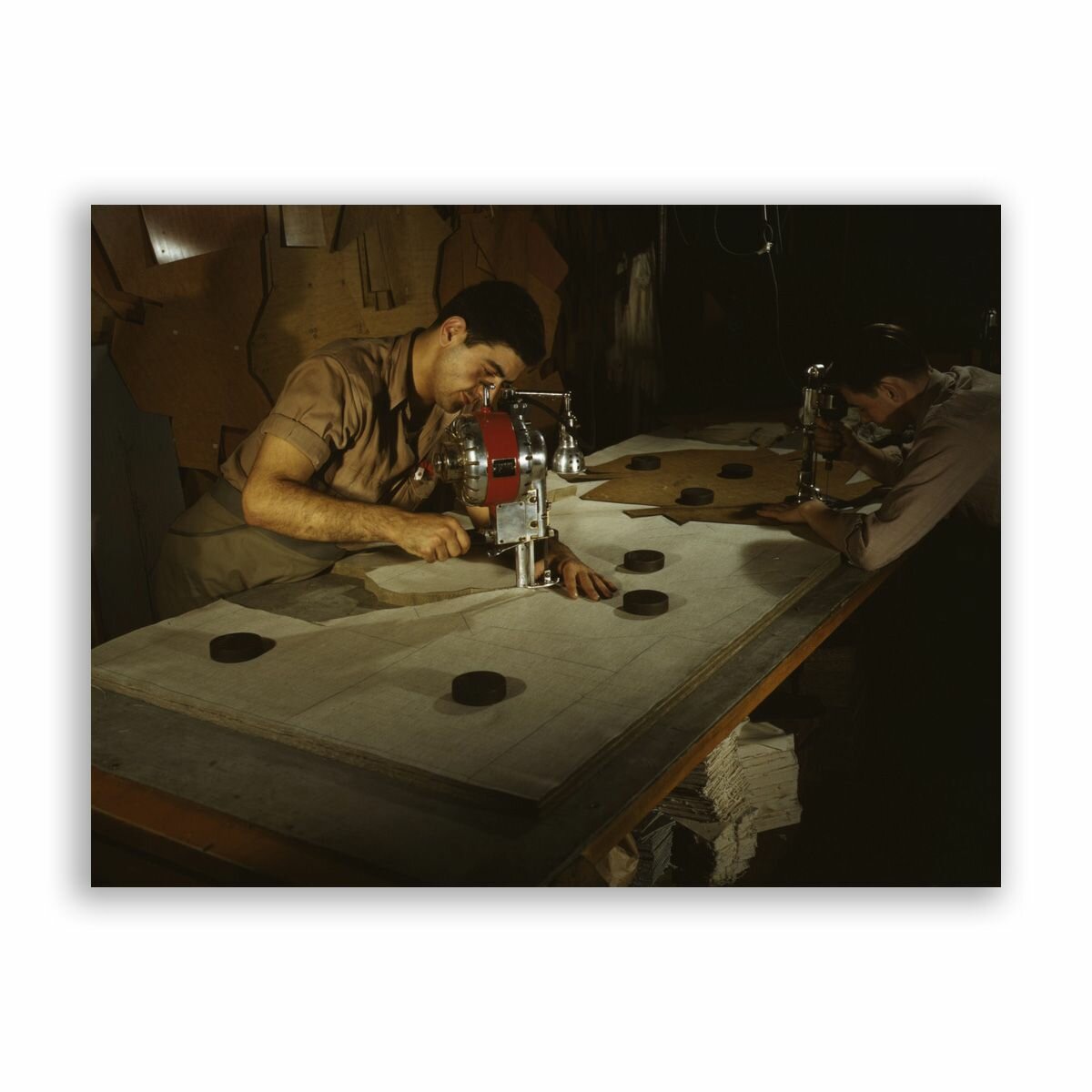 Постер, плакат на бумаге / Ретро фотографии американских рабочих. 1940 год / Размер 30 x 40 см