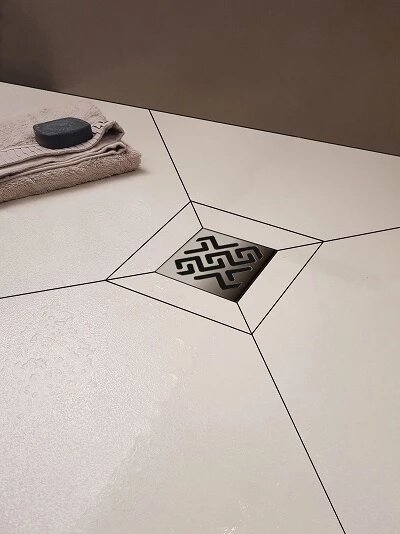 Душевой трап Berges Zentrum Antik 091464 99x99/50x75x110 мм, с решеткой, перфорированный, хром