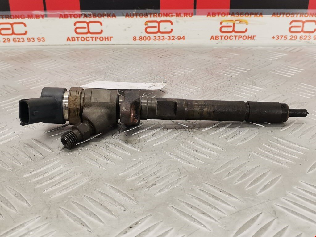 Форсунка дизельная электрическая Volvo V50 1 30756094 арт. 1063350