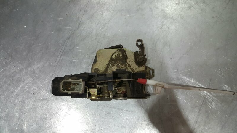 Замок двери задний левый BMW 5-Series E39 67118352165