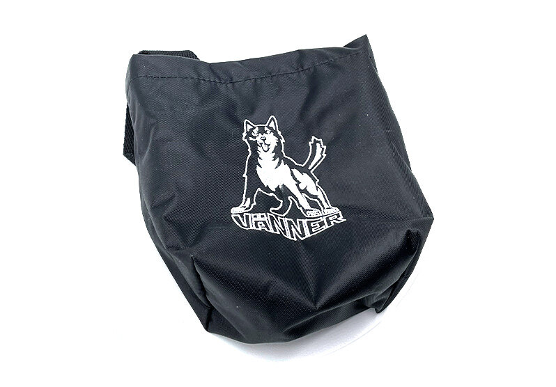 Сумочка для лакомства Vanner черная с белой вышивкой