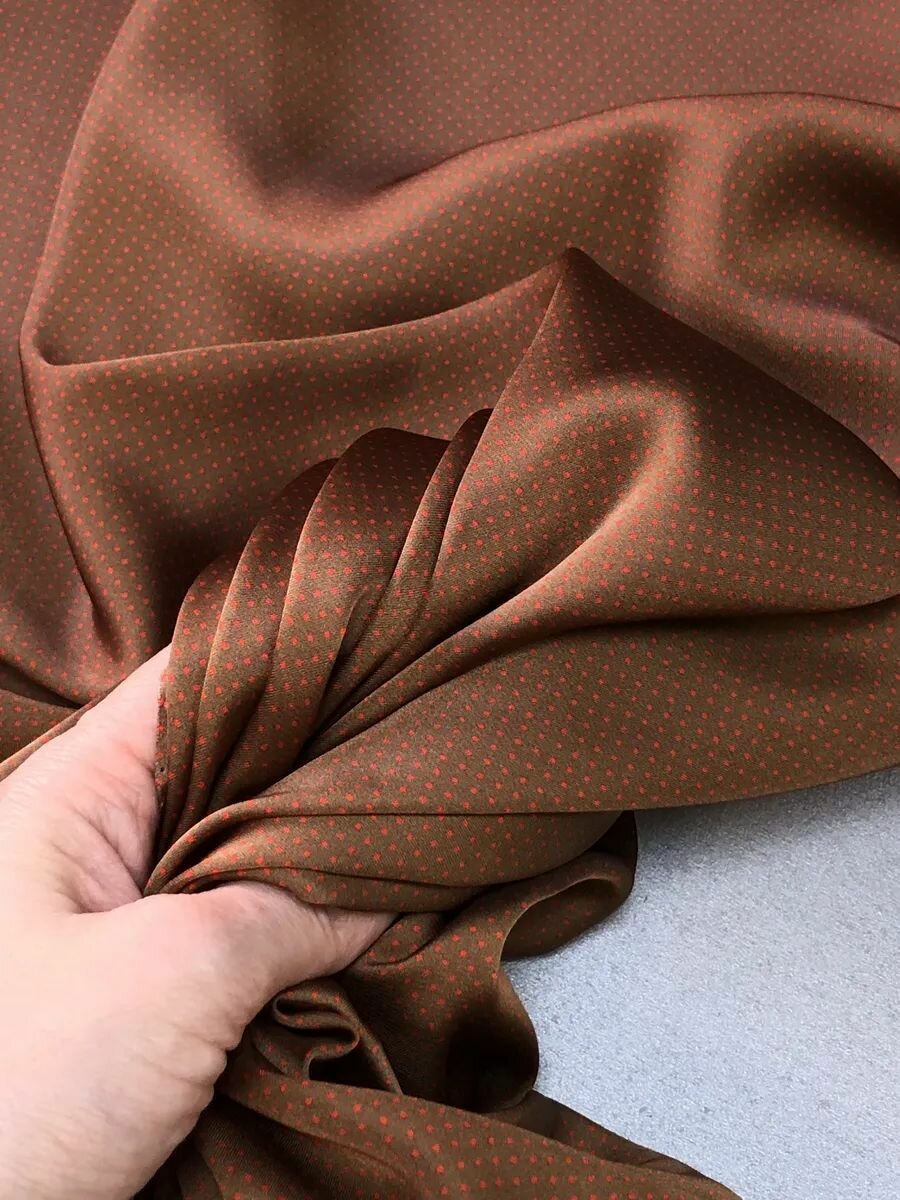 Ткань Искусственный шёлк коричневый в горошек, 0,7 метра, Италия