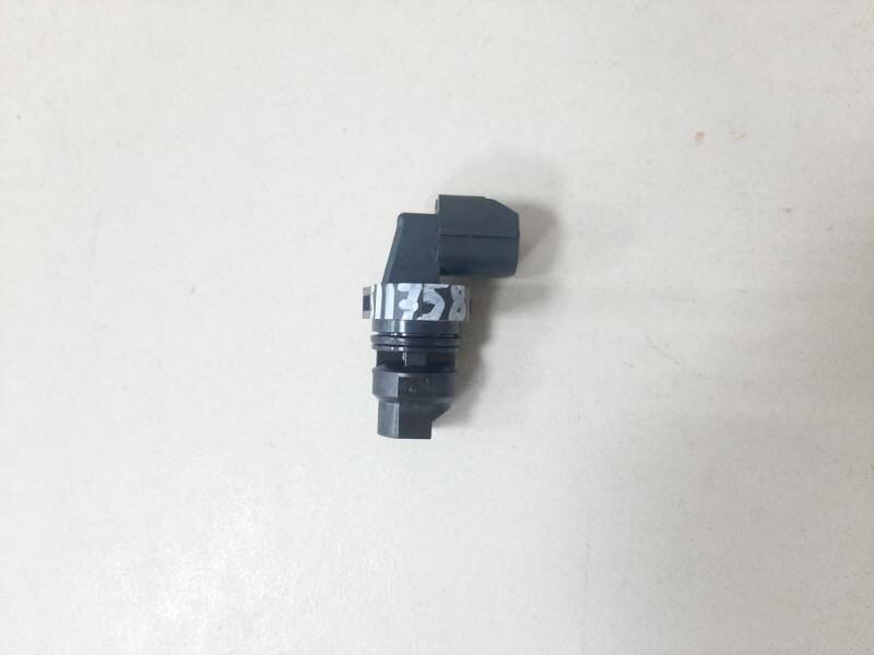 Датчик положения распредвала Mazda CX-5 KE 2011-2017 кат.номер: PE0118230