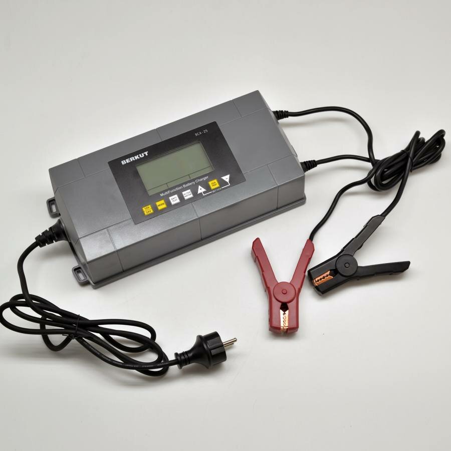 Зарядное устройство BERKUT Specialist с диагностической функцией BCA-25 BERKUT-BCA-25