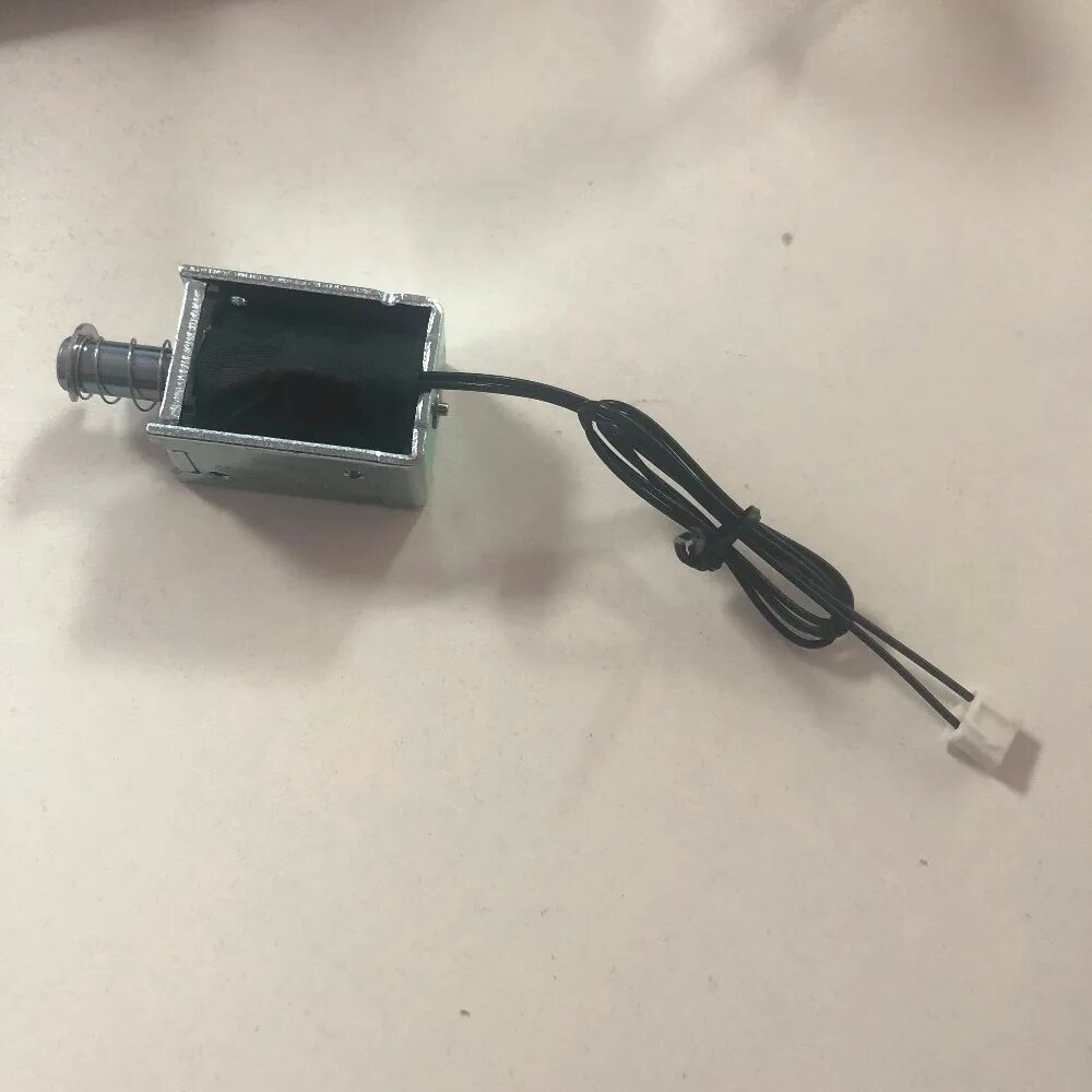 DC 220 В, 48,4 Вт, 1500 г, 200 г, сила 1 мм, ход 12 мм, двухтактный соленоидный электромагнит