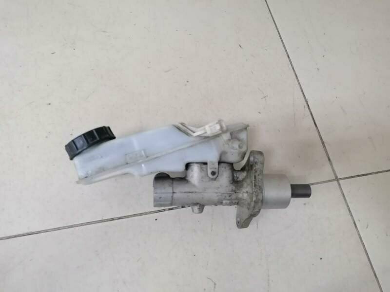 Цилиндр тормозной главный Ford Focus 2 DA 2005-2008 кат.номер: 1369534 03350891031