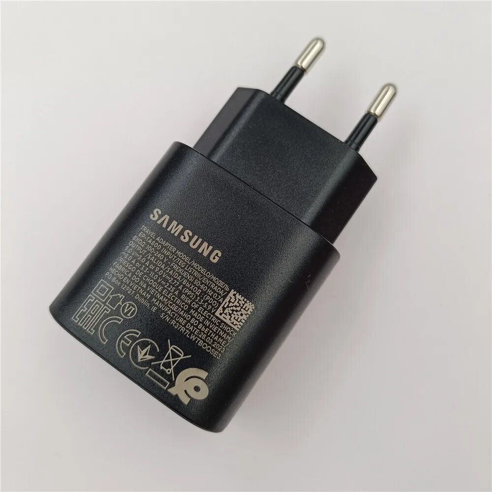 Зарядное устройство Samsung 25 Вт, адаптер для супербыстрой зарядки, тип 1,8 м C для Galaxy S25 S24 S23 S22 Plus Note 20 10 A55 A36 A16 Z Flip Fold 6 5 Black EU Charger