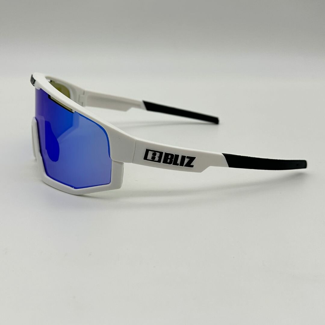 Китайские пользователи рекомендуют-очки bliz Топ продаж