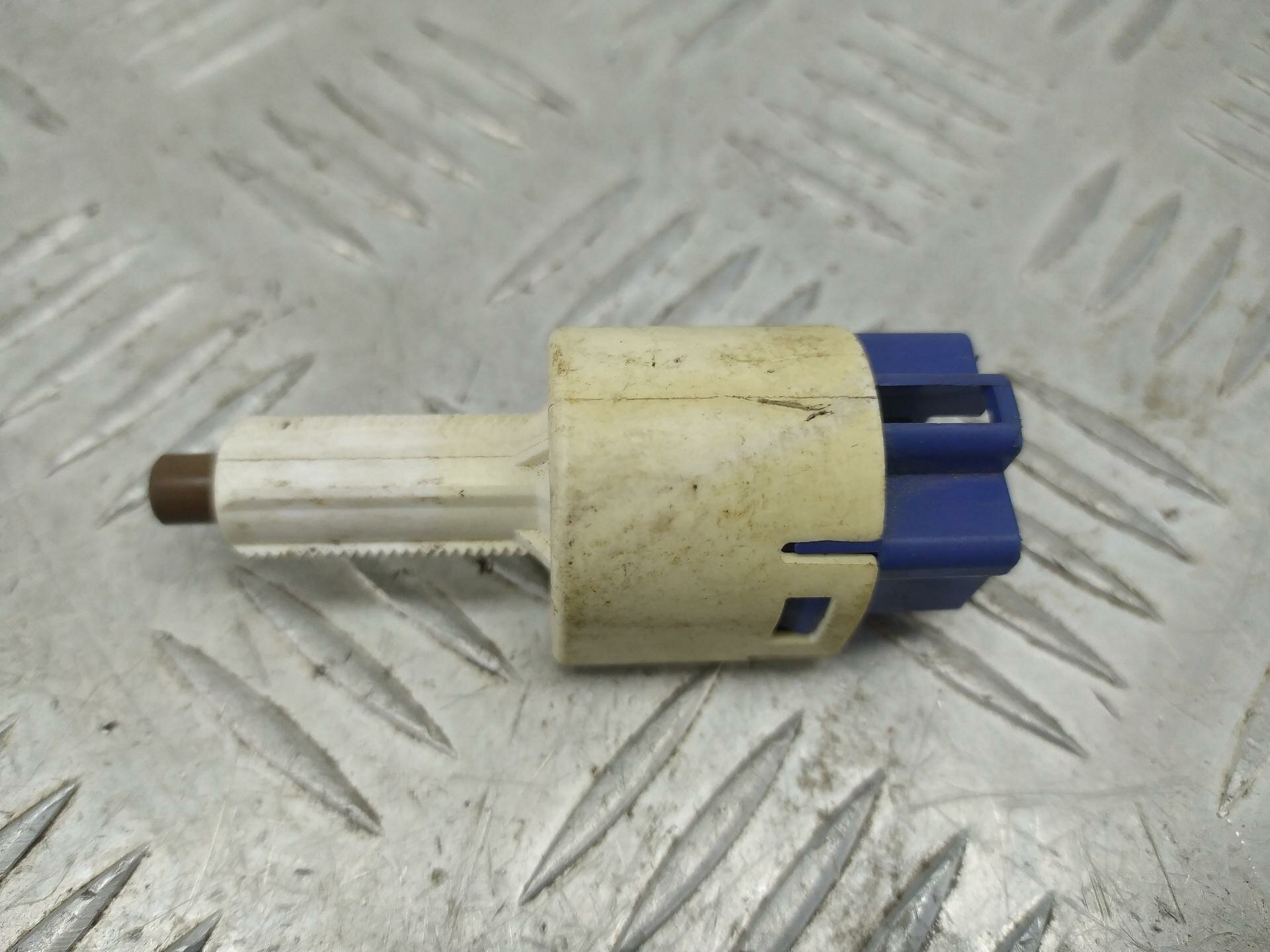 Датчик педали тормоза (лягушка) Toyota Camry 7 XV40 рест. (2009 - 2011)