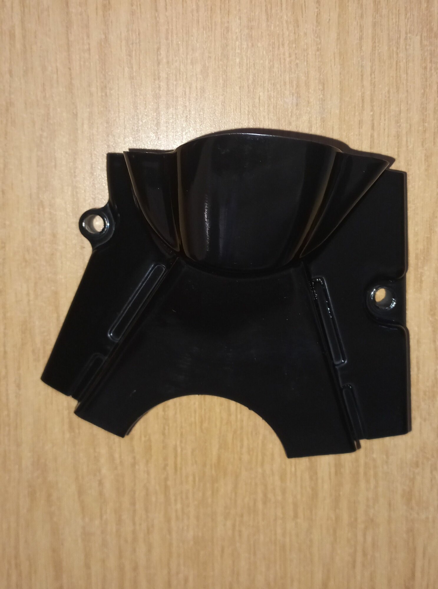 Крышка ведущей звезды Альфа SA Max черная