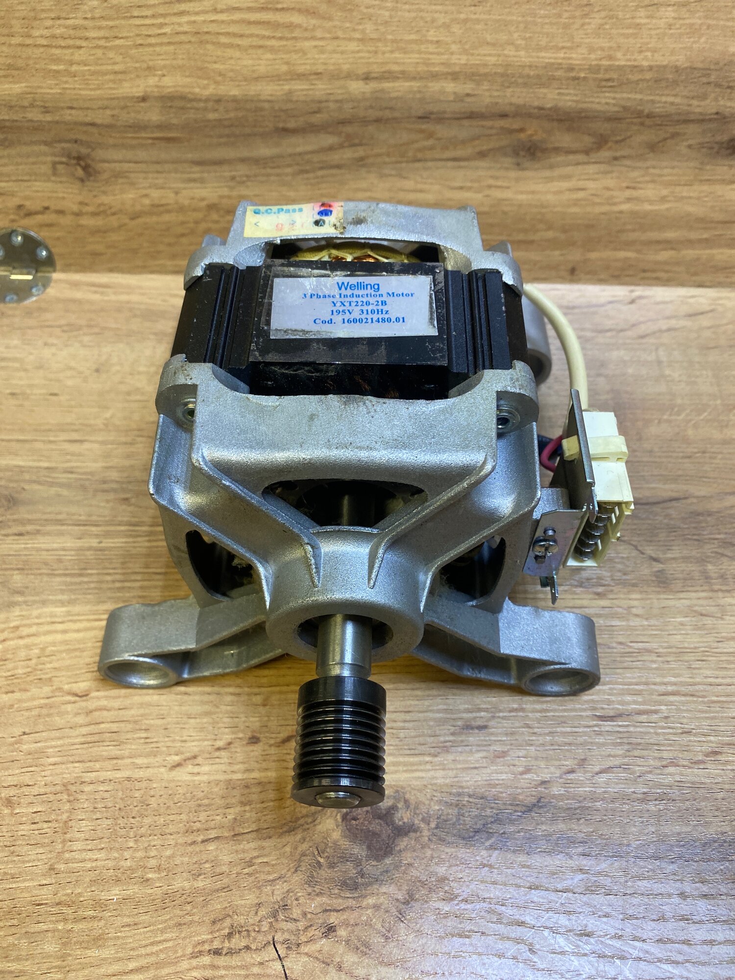 Двигатель для стиральной машины Ariston AQUALTIS AQSL85, оригинал, б/у