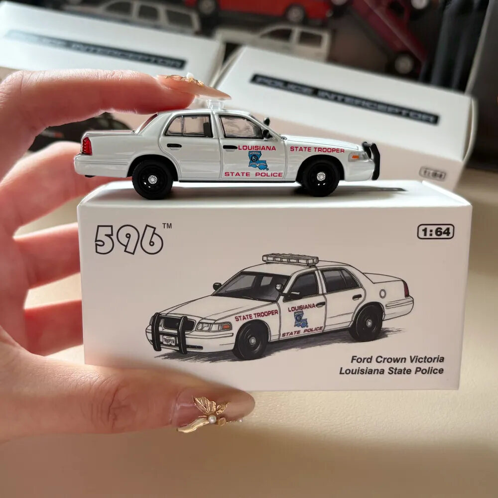 Машинка 596 Model 1:64 Chevrolet Tahoe Texas DPS Highway Patrol