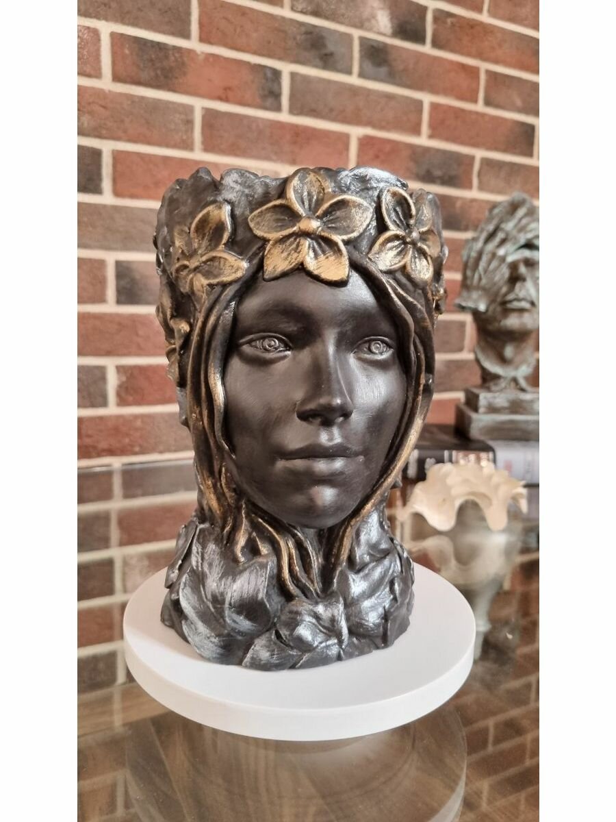 Гипсовая статуэтка "Фея Цветов и Любви" Семейное Производство лидер, высота 40 см, цвет черный/золотой/серебряный