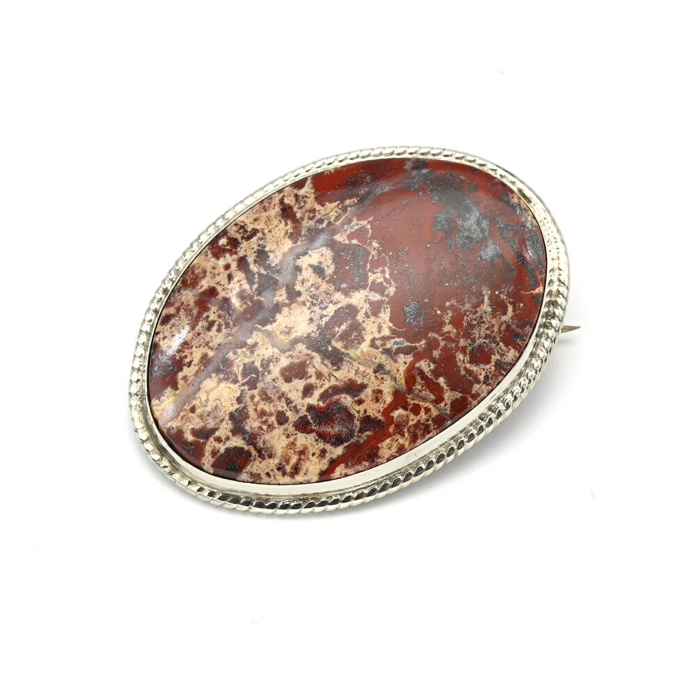 Брошь, яшма