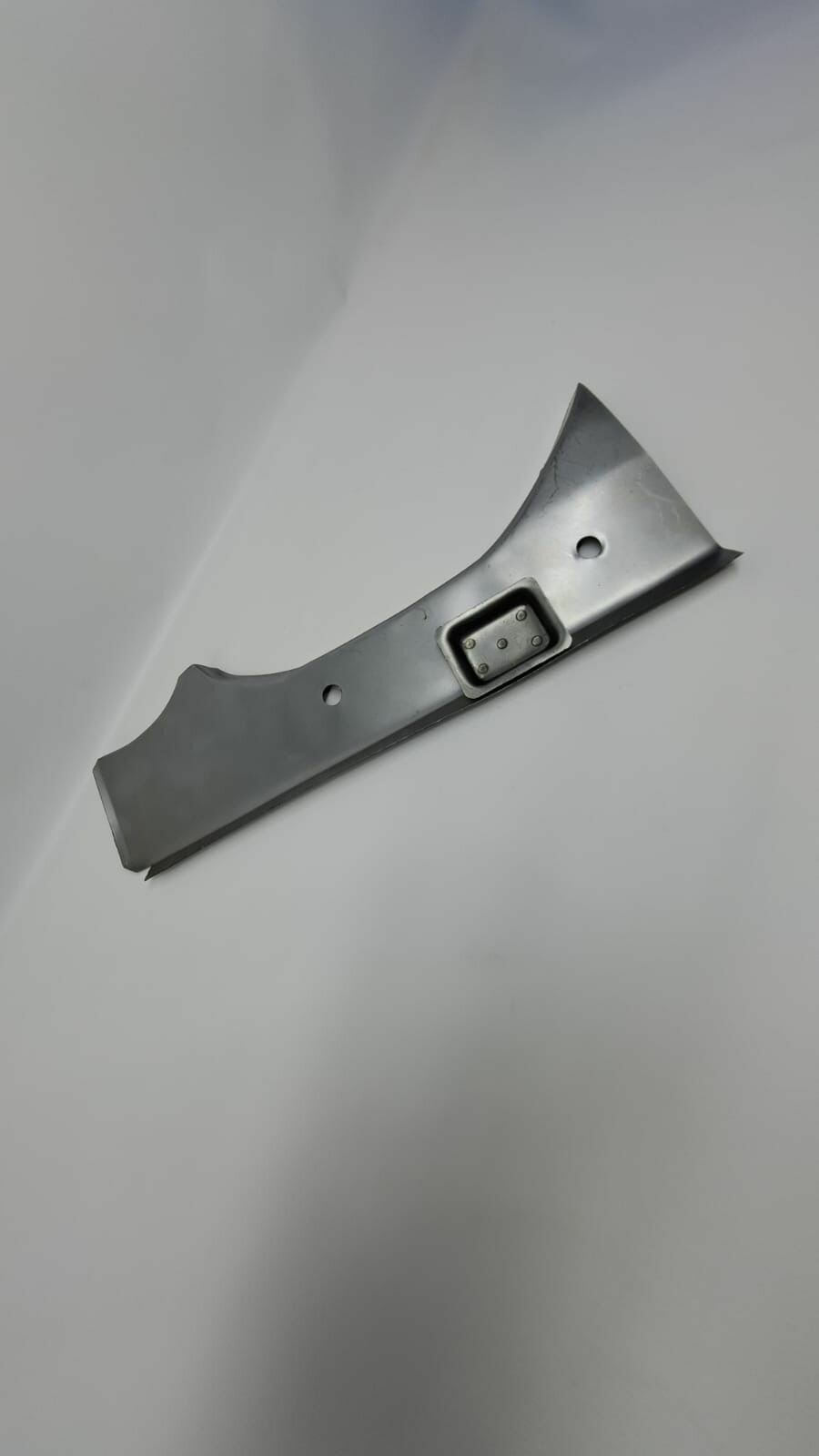 Поддомкратник задний (Левый) в сборе ВАЗ 2108, 2109, 21099, 2113, 2114, 2115