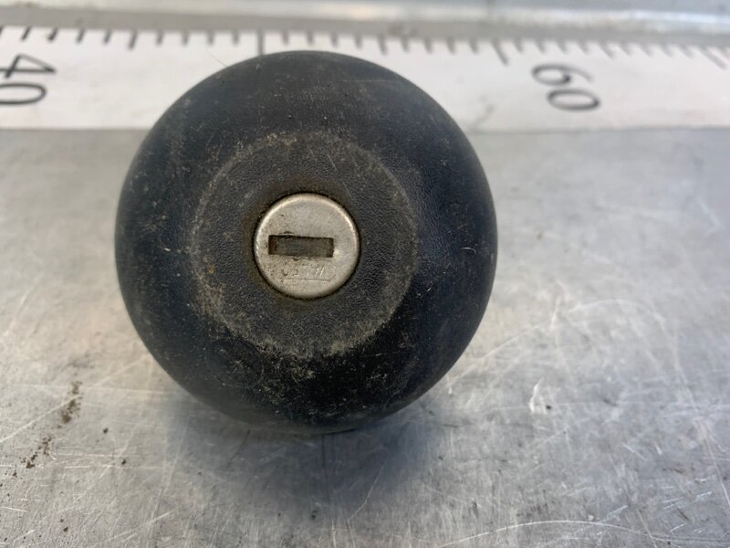 Крышка топливного бака Renault Logan LS 2004 (б/у) 7700431898