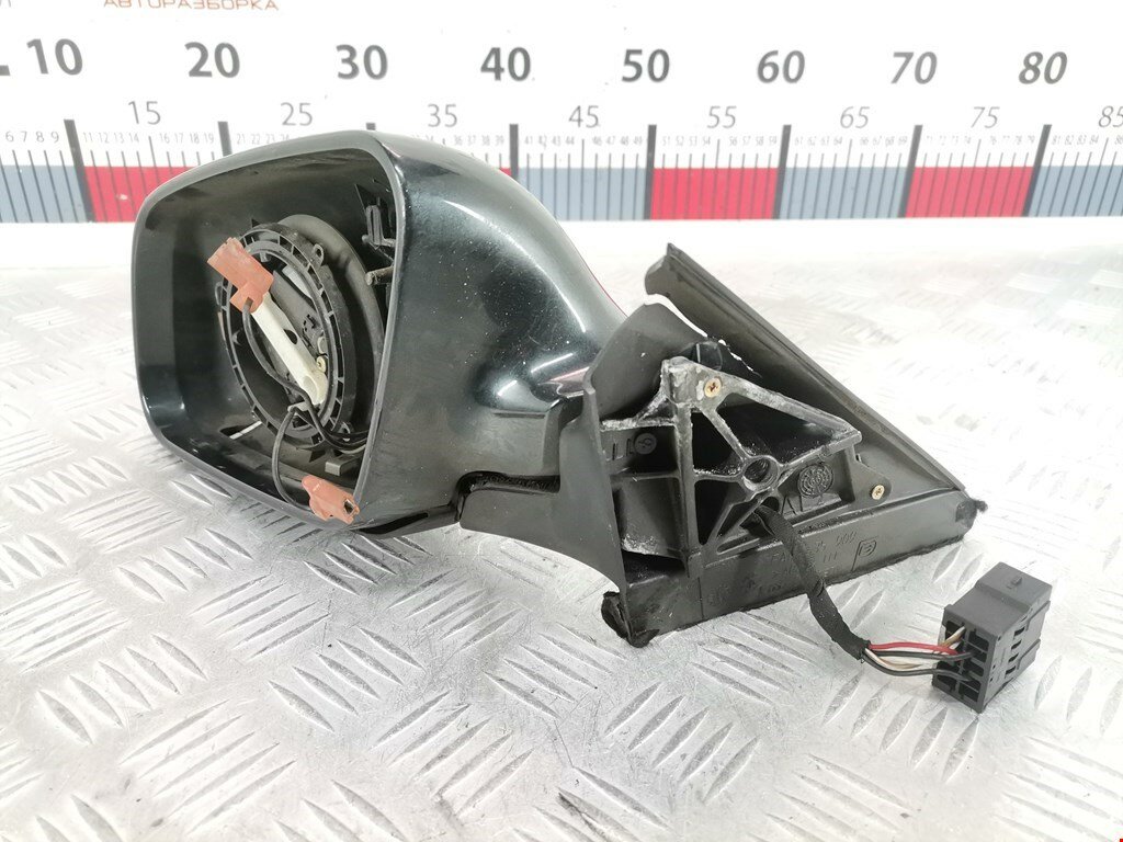Зеркало наружное левое Audi A4 B5 8D1858531C арт. 1692284