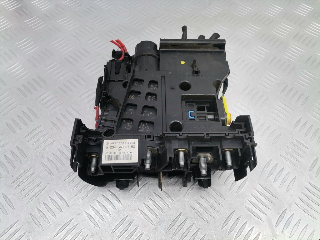 Блок предохранителей Mercedes C-Class (W204) A2045403750 арт. 1790266