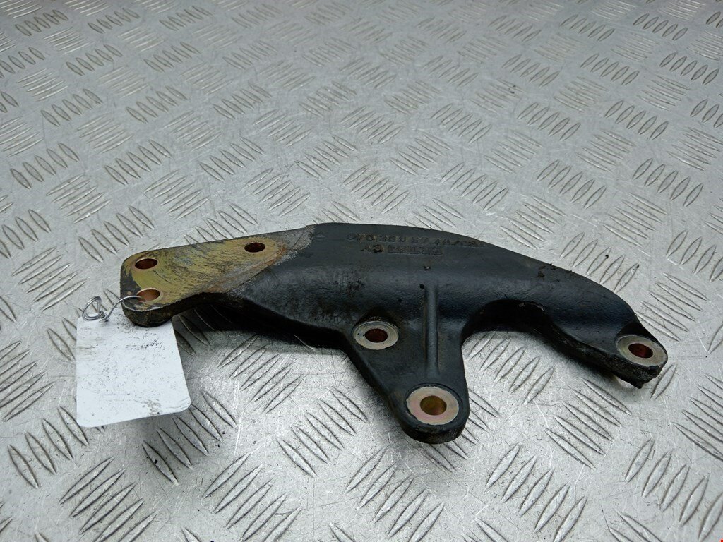 Кронштейн кулисы КПП Mercedes Atego 1 9702682478 арт. 2092821