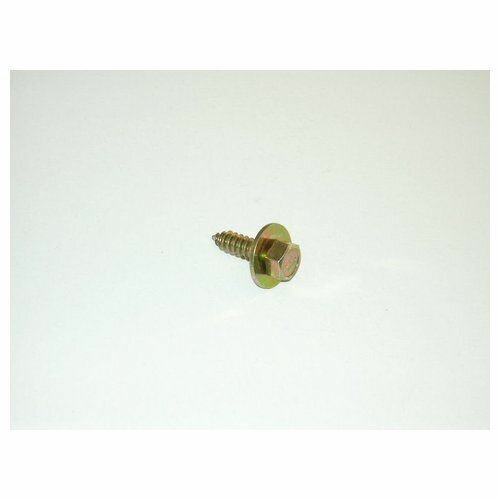 Болт крепления крыла VAG 311821143