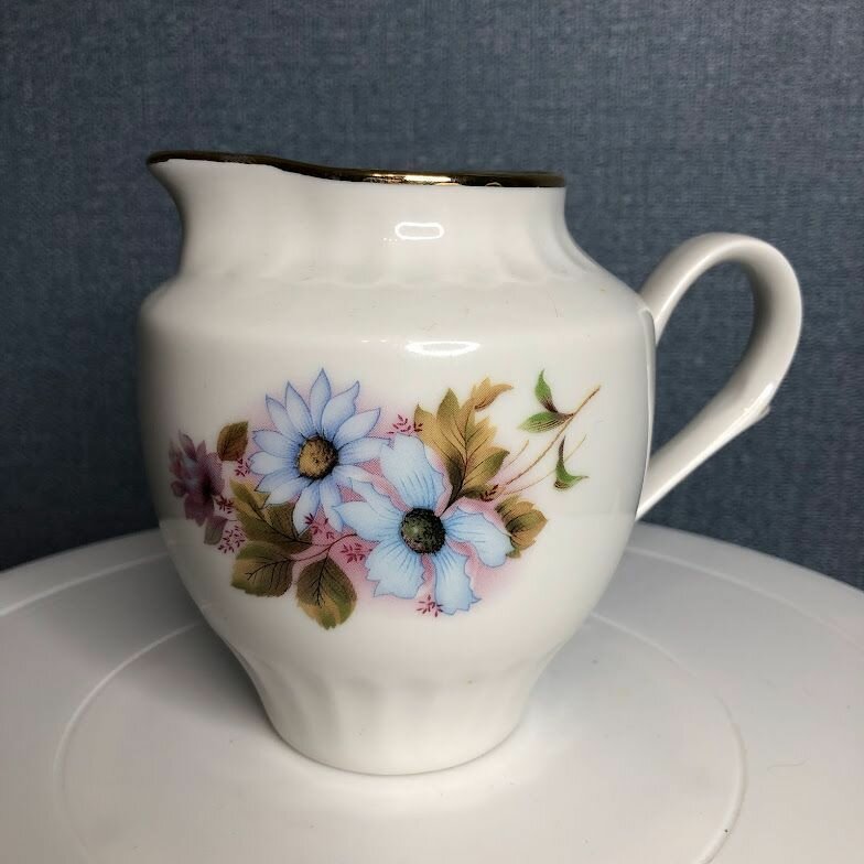 Молочник винтажный, Дулёво "любимый букет", фарфор, живопись
