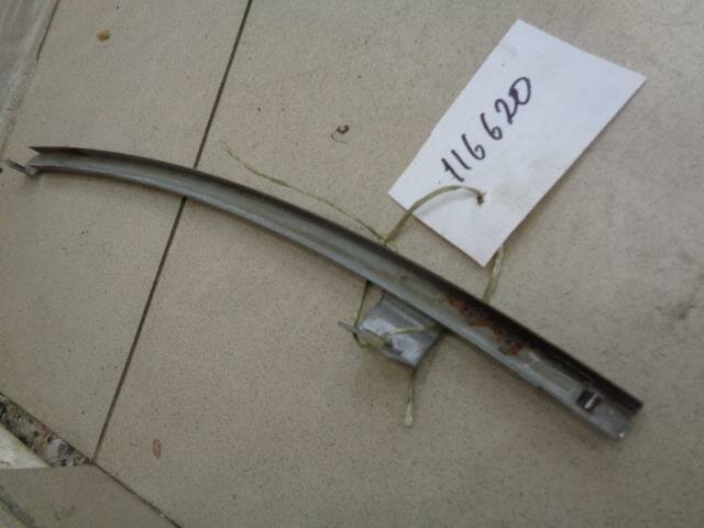 Направляющая стекла двери передней левой от Chevrolet Blazer S15 1995-2005