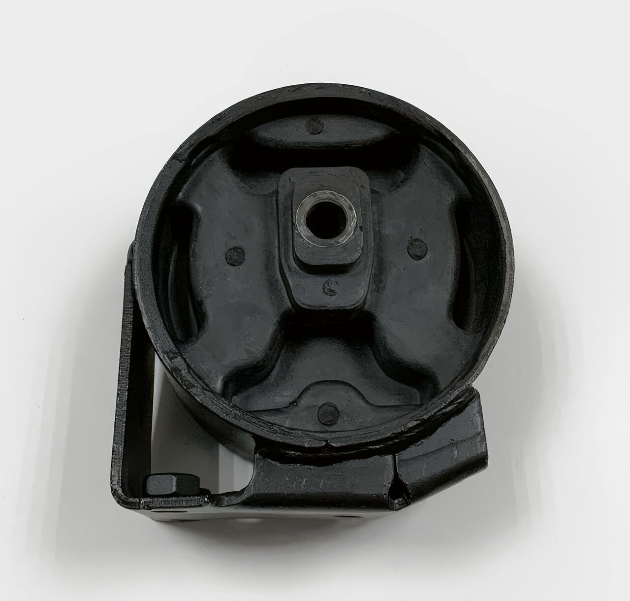 Опора двигателя задняя правая VW Passat B3 (Ossca)