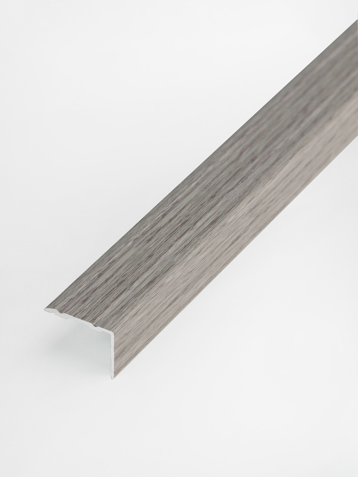 Порог самоклеющийся напольный угловой 24х18 мм, длина 0,9 м, Русский профиль алюминиевый, ламинация сильверсайд