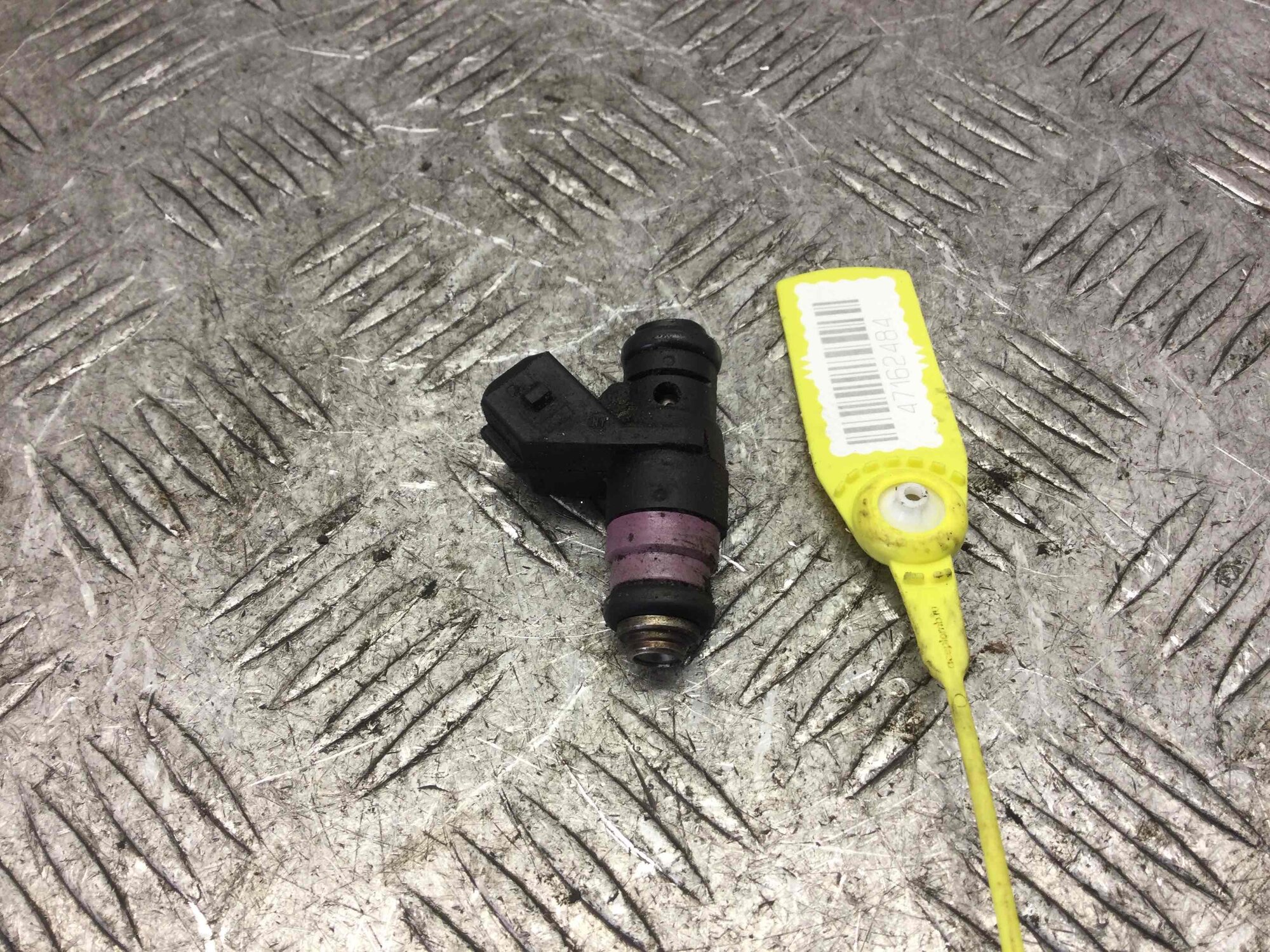 Б/У Форсунка Renault Megane 2 поколение [рестайлинг] (2006-2009) 2007 г.