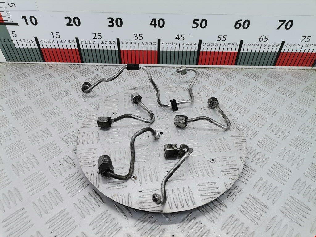 Трубка топливная BMW 1-Series (E81/E82/E87/E88) 13537798448 арт. 1993404