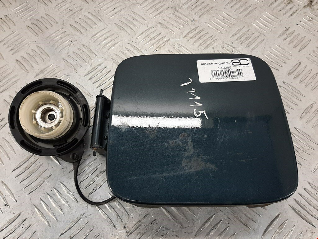 Лючок бензобака Hyundai H1 1 695104A002 арт. 940285