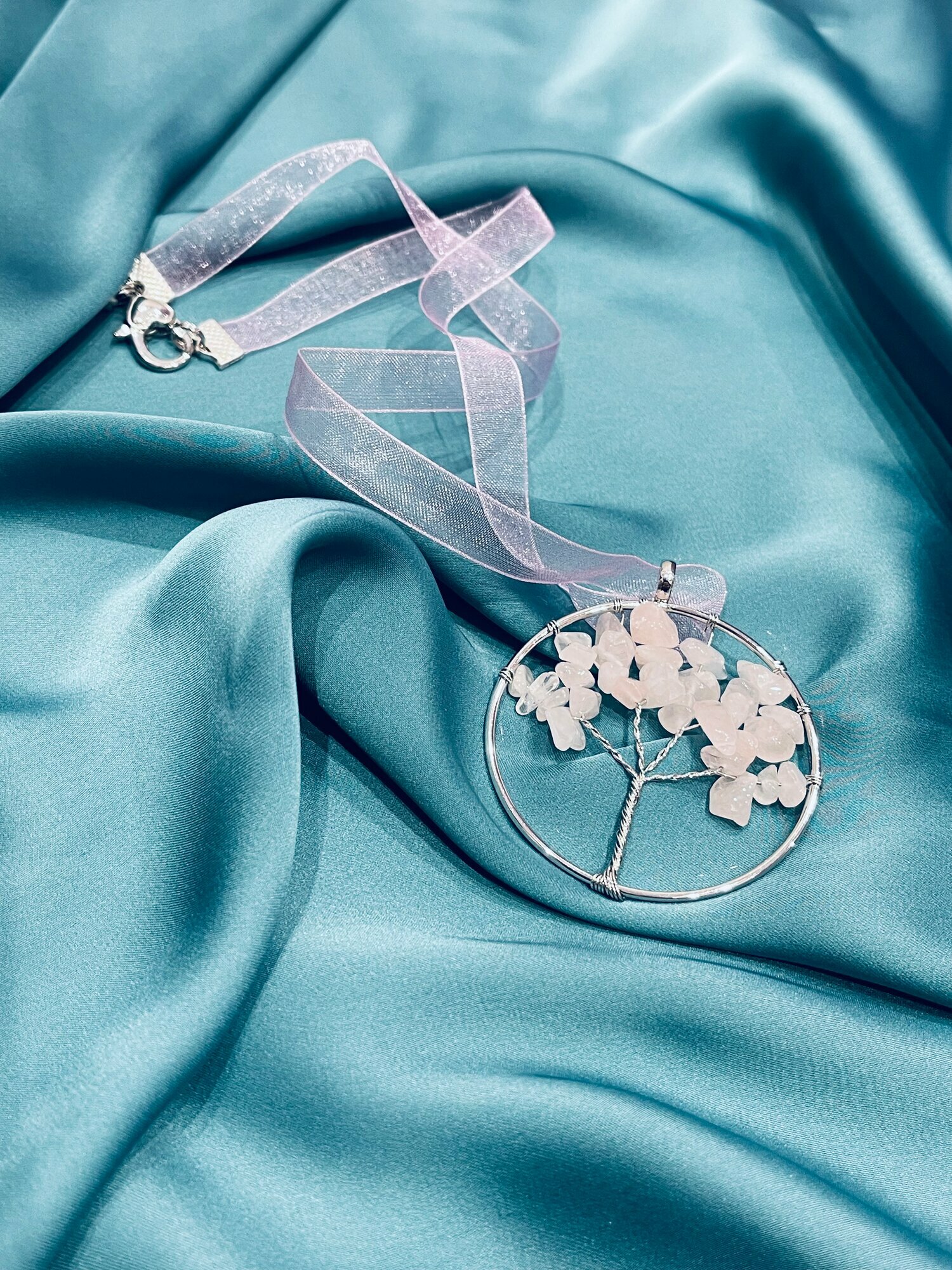 Колье, кварц