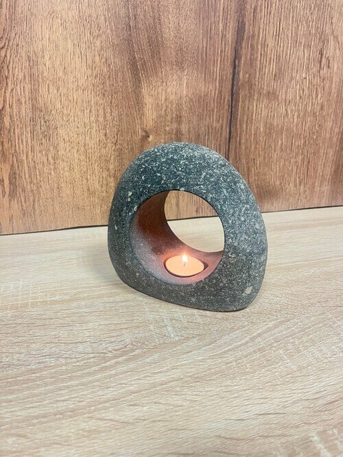Подсвечник из камня