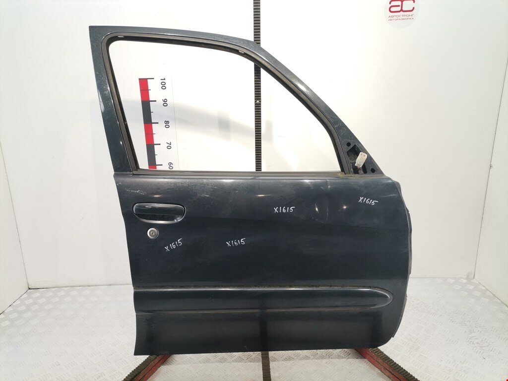 Дверь передняя правая Citroen Xsara Picasso 9004L5 арт. 1376249