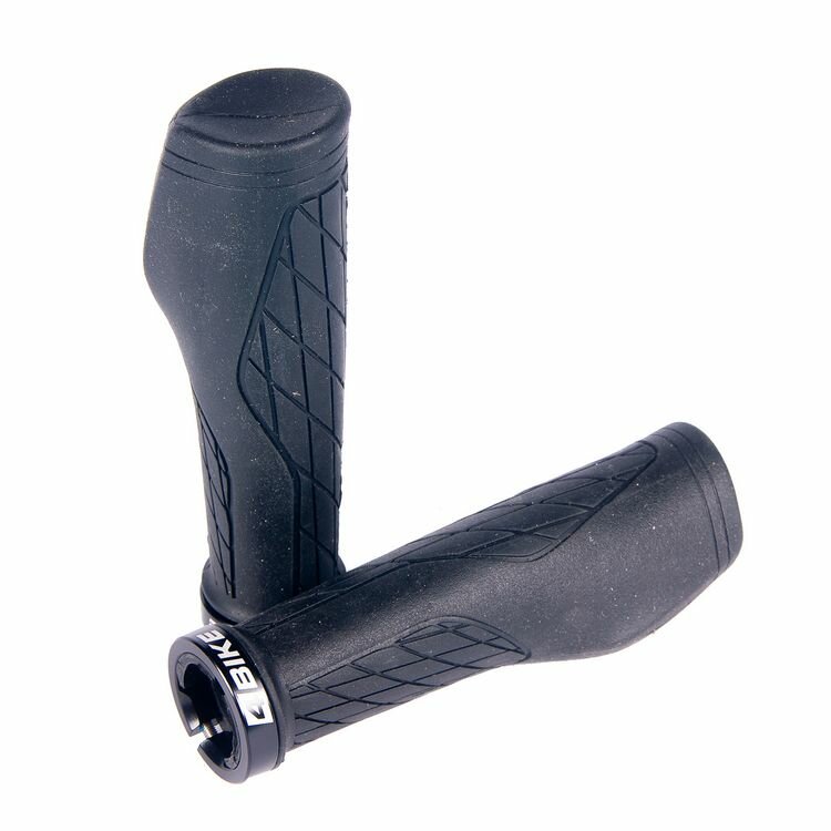 Грипсы 4BIKE 131,6мм с закрытым торцом с одним алюминиевым локрингом трехкомпонентные эргономичные