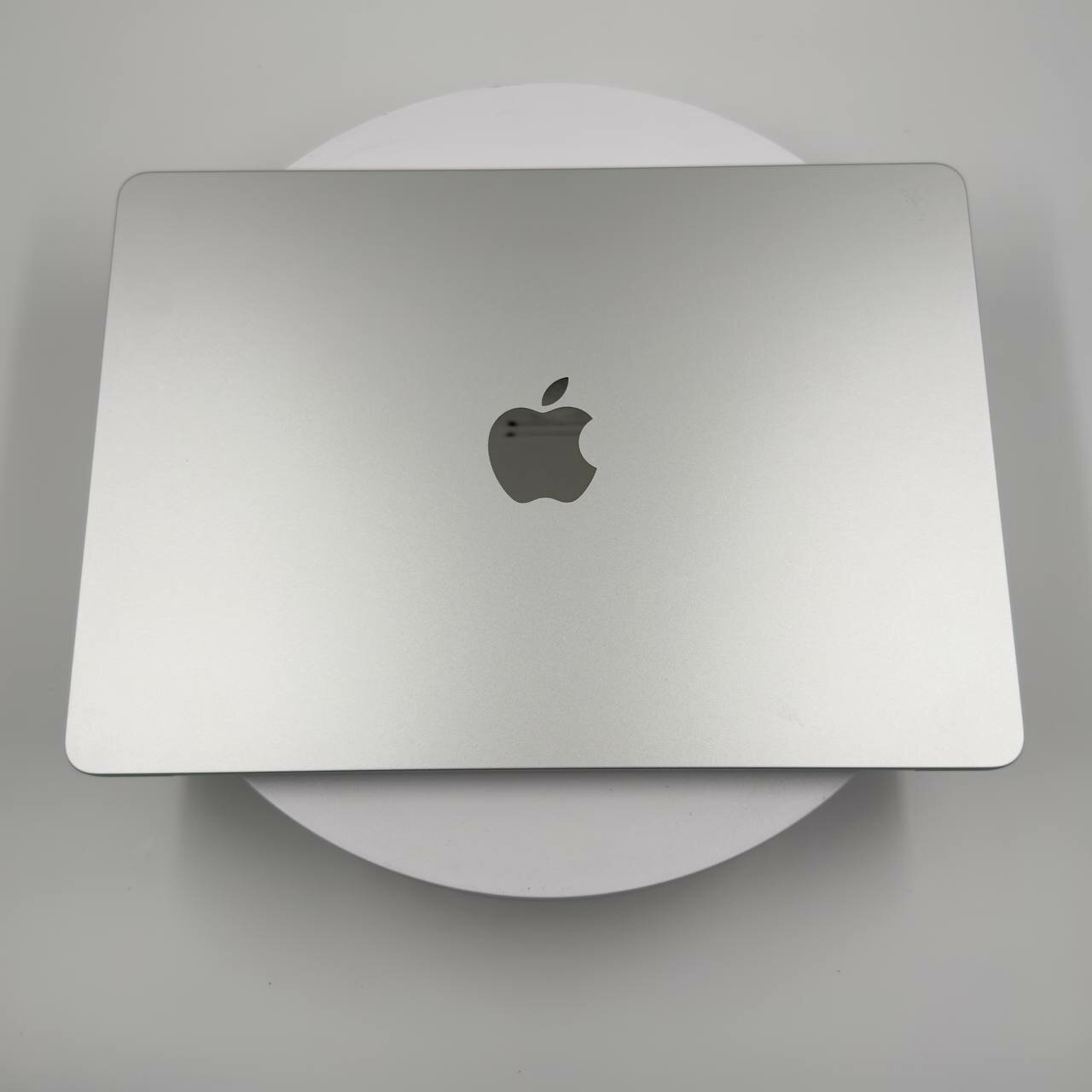 Ноутбук Apple MacBook Air 13.6 2022, M2 3.5 ГГц, RAM 8 ГБ, SSD 512 ГБ, cеребристый