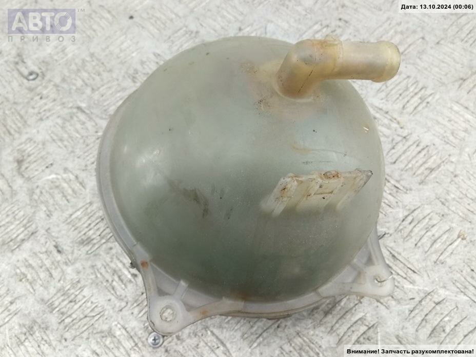 Бачок расширительный Volkswagen Passat B3