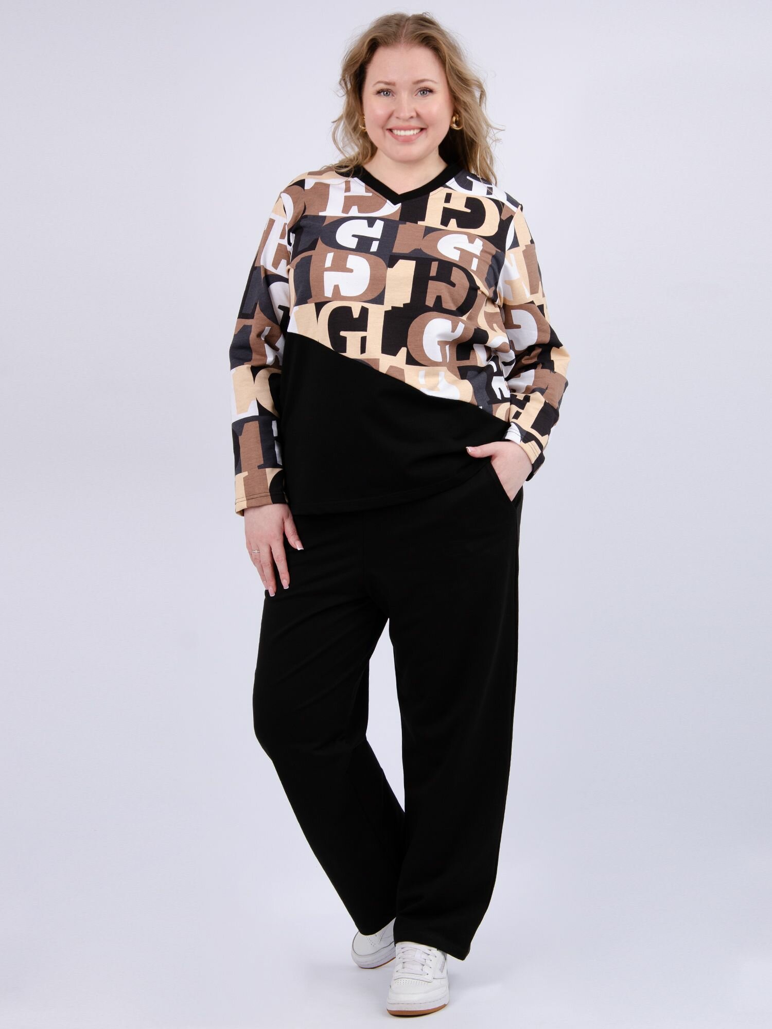 Костюм спортивный