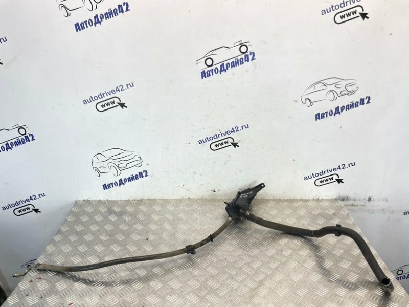 Б/У бачок гидроусилителя руля Chevrolet Cruze 2013 J300 F16D3 nне большой дефект на бачке (см. фото) 55547 GENERAL MOTORS а...