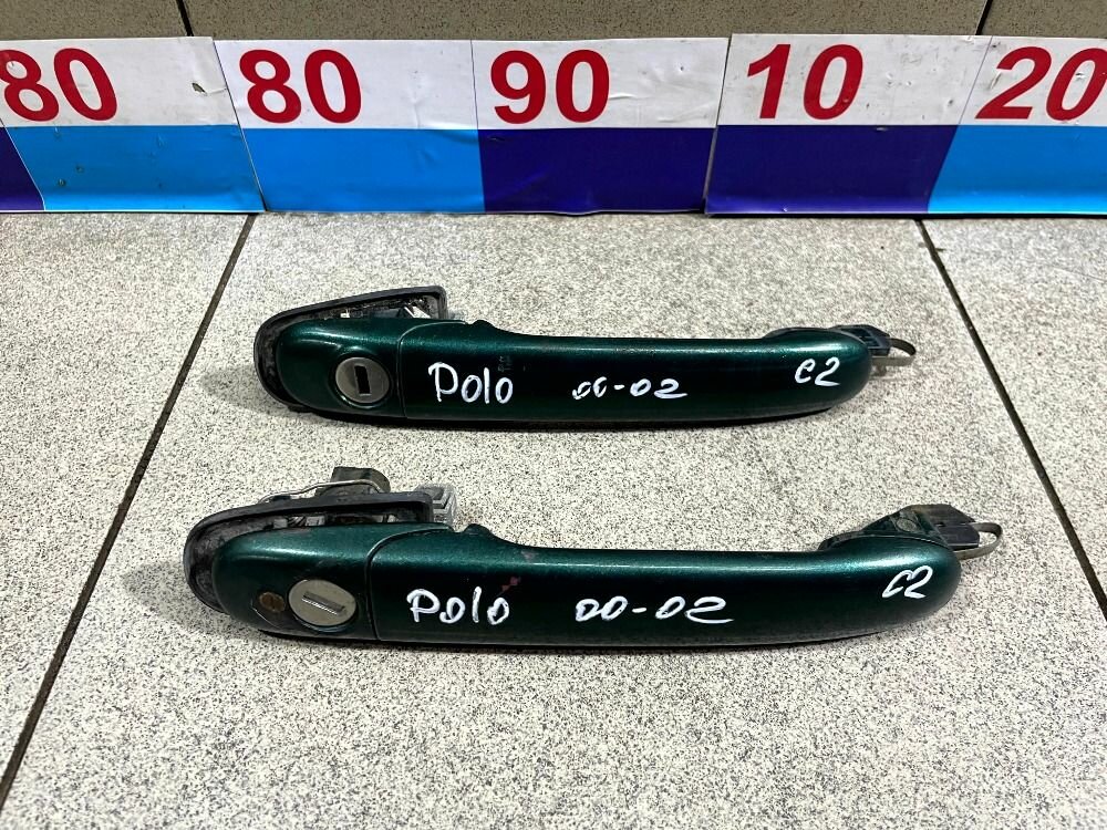 Ручка двери передней VW Polo II 6N0837207A