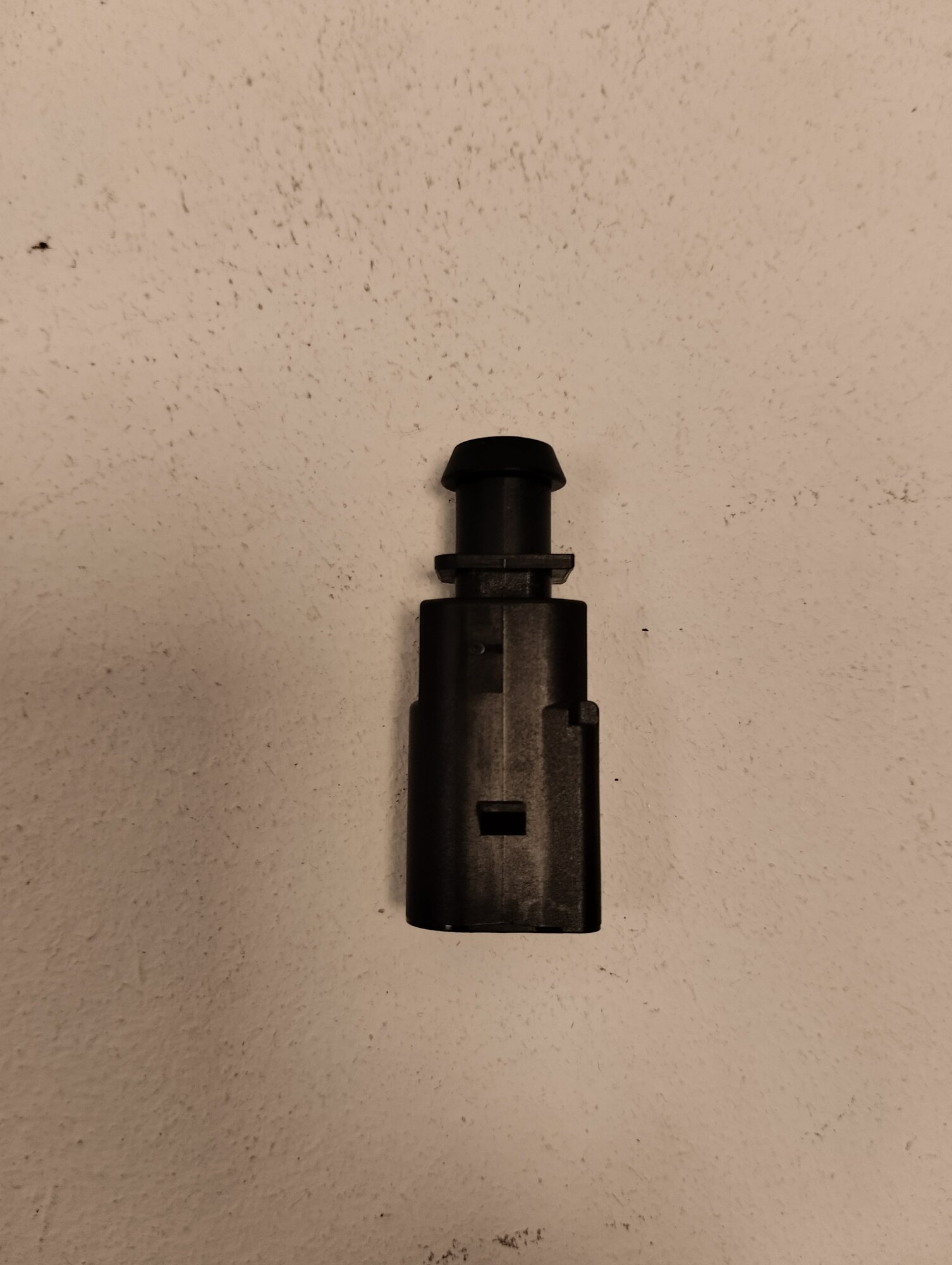 Корпус разъема Porsche 1J0973802