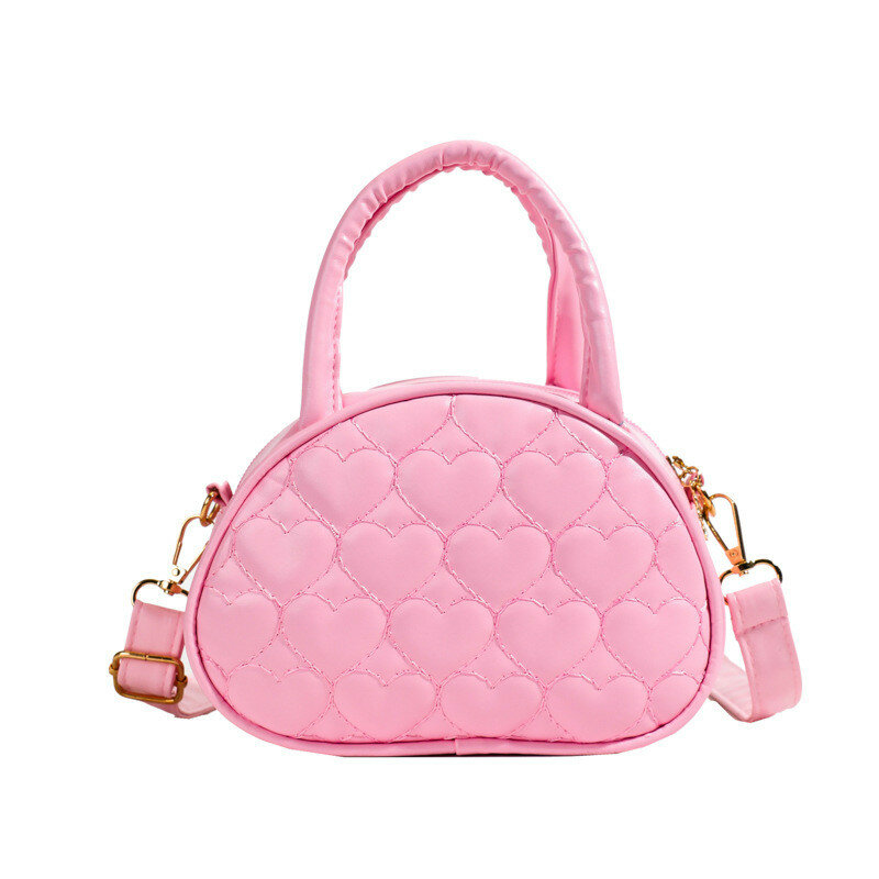 Очаровательная сумочка в форме сердца для детей в мягких цветах, идеально подходящая для повседневных нарядов.