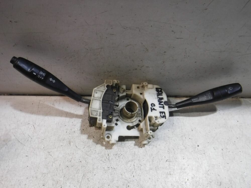 Подрулевой переключатель Mitsubishi Galant E5 MB903700