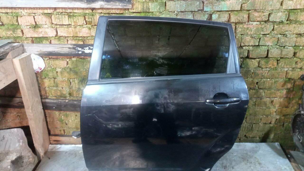 Дверь задняя левая Toyota Corolla Verso 2 AR10 2007